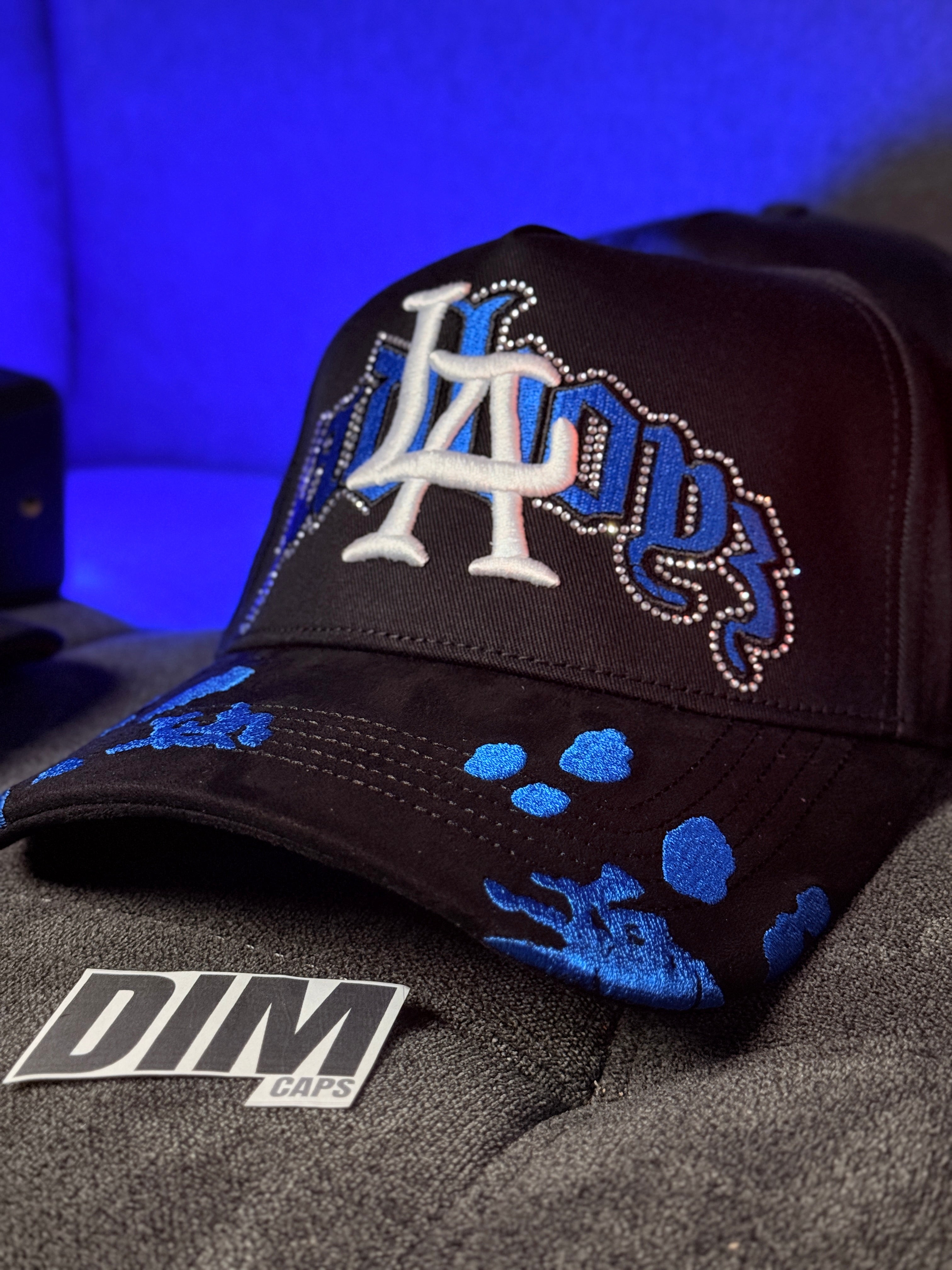ÁNGEL AZUL DANDY HATS – Dimcaps